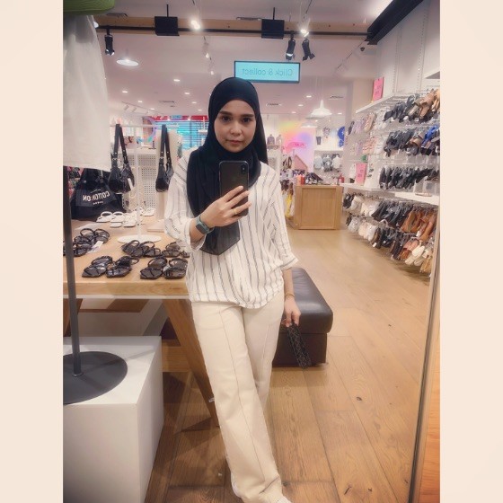 Siti aishah azizan - Shop Manager - Sportsdirect.com | LinkedIn Siti aishah azizan - Shop Manager - Sportsdirect.com | LinkedIn
