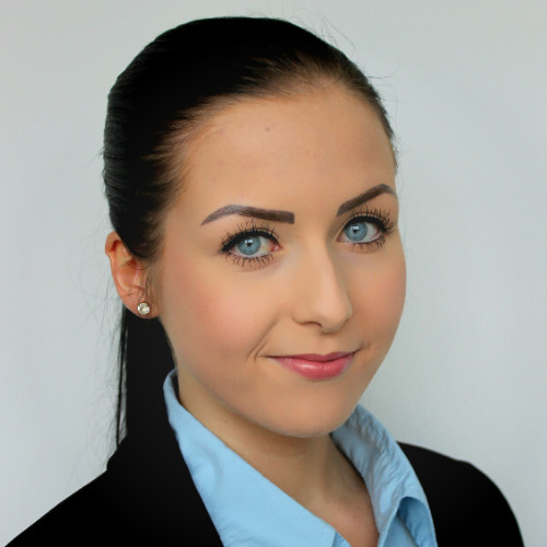 Melanie Karrer – Teamleader Controlling – Porsche Inter Auto GmbH & Co ... Melanie Karrer – Teamleader Controlling – Porsche Inter Auto GmbH & Co ...