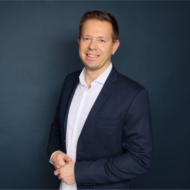 Philipp Legner – Director Operations Airlinecatering Deutschland – DO ... Philipp Legner – Director Operations Airlinecatering Deutschland – DO ...