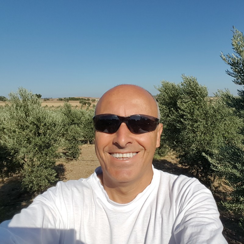 Onur Akcan - President - Karadane zeytincilik | LinkedIn Onur Akcan - President - Karadane zeytincilik | LinkedIn