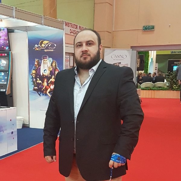 Andrei Dinca - România | Profil profesional | LinkedIn Andrei Dinca - România | Profil profesional | LinkedIn