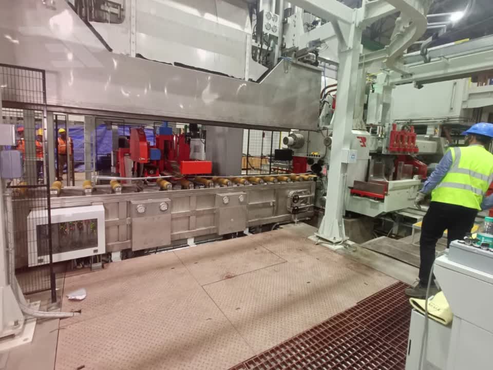 PRESEZZI EXTRUSION GROUP on LinkedIn: FIRST EXTRUSION IN HINDALCO PRESEZZI EXTRUSION GROUP on LinkedIn: FIRST EXTRUSION IN HINDALCO