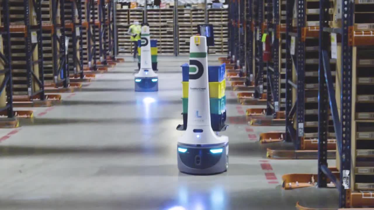 Saddle Creek Logistics Services on LinkedIn: Robots Boost Ecommerce ... Saddle Creek Logistics Services on LinkedIn: Robots Boost Ecommerce ...