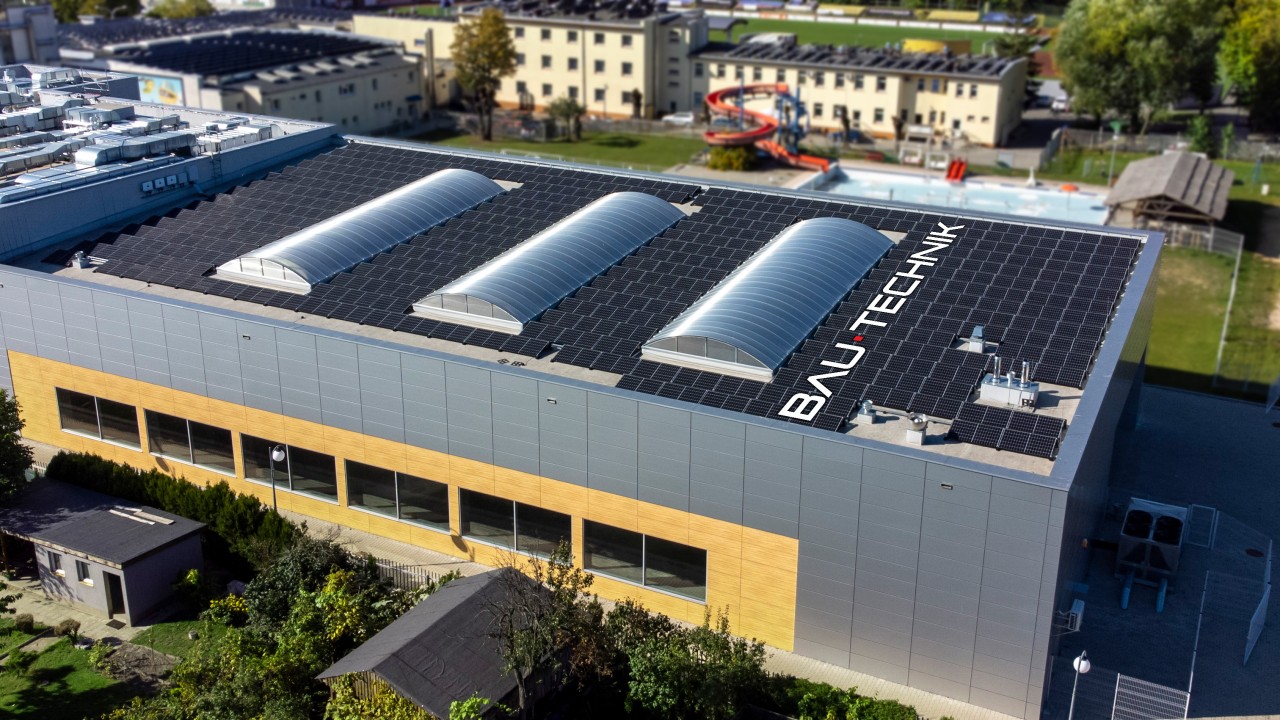 Bau-Technik on LinkedIn: Instalacja fotowoltaiczna na lodowisku ... Bau-Technik on LinkedIn: Instalacja fotowoltaiczna na lodowisku ...