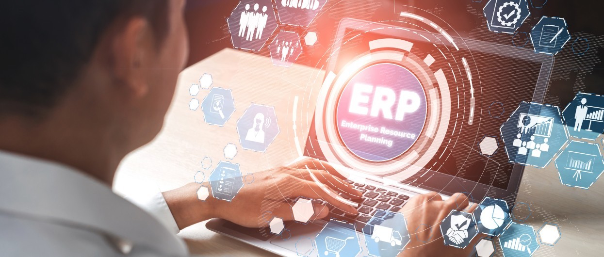 How Cloud Computing is Reinventing Supply Chain Management How Cloud Computing is Reinventing Supply Chain Management