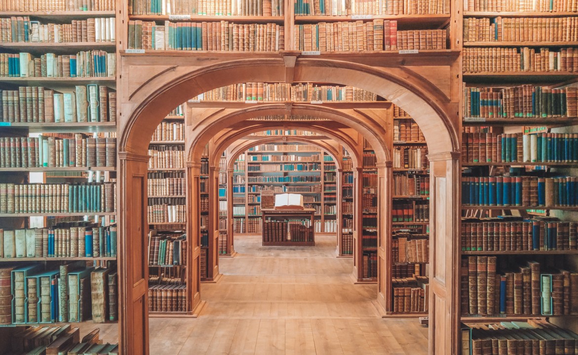 Differences between static and dynamic libraries Differences between static and dynamic libraries