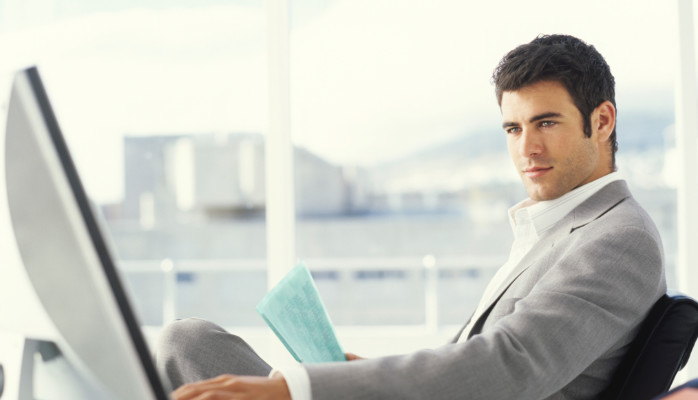 Leveraging LinkedIn as a Professional Milieu Leveraging LinkedIn as a Professional Milieu