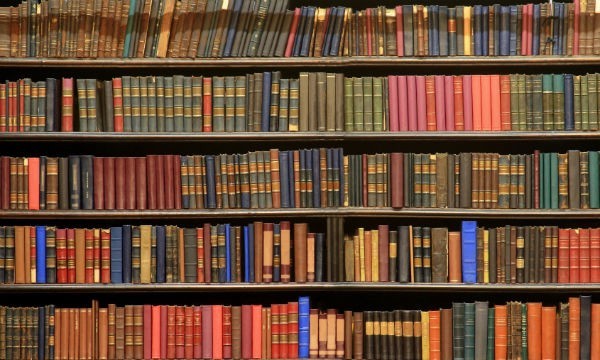 Dynamic libraries VS Static libraries Dynamic libraries VS Static libraries