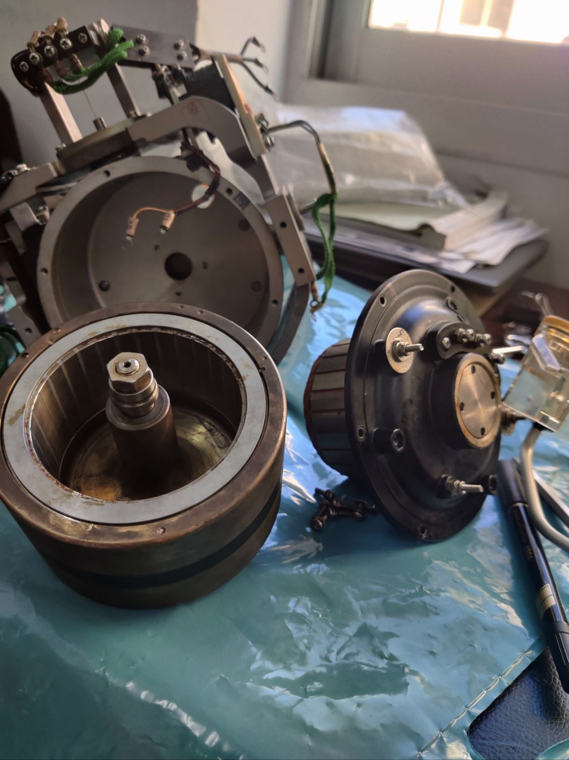 saju johny on LinkedIn: Gyro compass ES110 sensitive element overhauling saju johny on LinkedIn: Gyro compass ES110 sensitive element overhauling