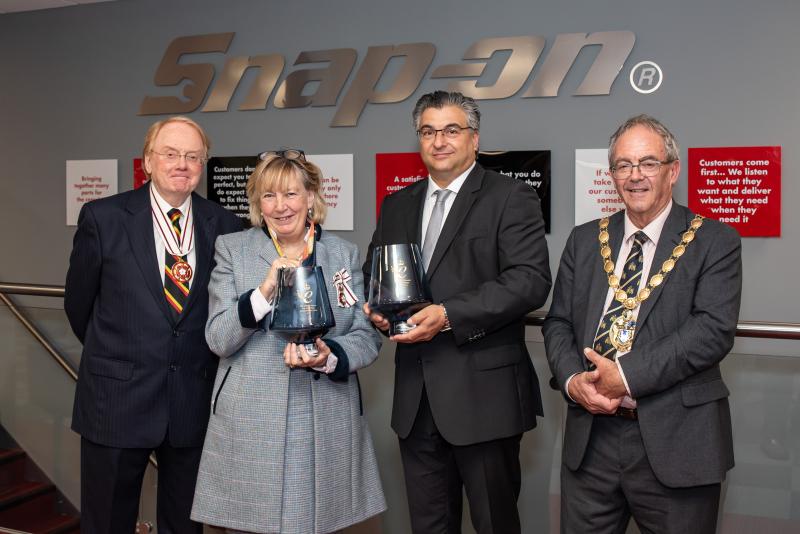 Mark Ost MIoD, CMgr. FCMI, FIMI on LinkedIn: #snapon #thequeensawards Mark Ost MIoD, CMgr. FCMI, FIMI on LinkedIn: #snapon #thequeensawards