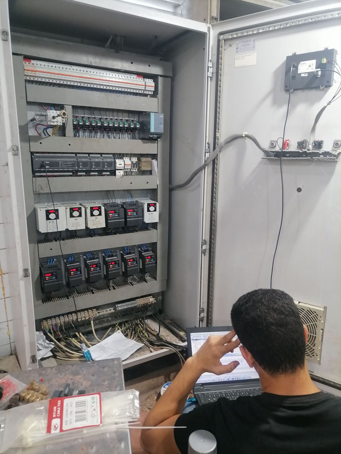 omar khaled Salah on LinkedIn: Programming delta plc & HMI for cake ... omar khaled Salah on LinkedIn: Programming delta plc & HMI for cake ...