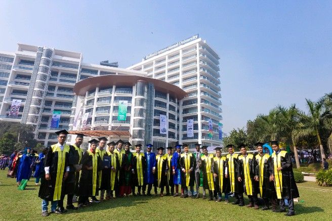 Simanto Rahman on LinkedIn: DIU 9th Convocation Simanto Rahman on LinkedIn: DIU 9th Convocation