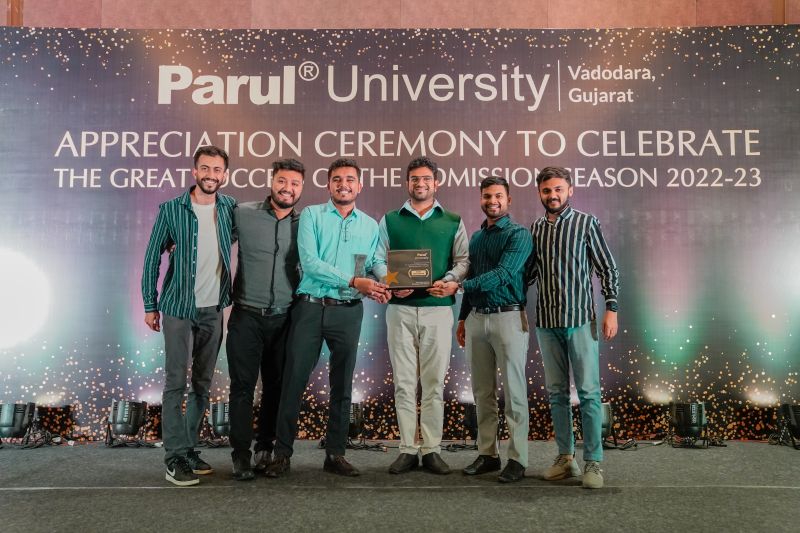 Preet Pandya on LinkedIn: #branding #paruluniversity #lifeatpu #awards ... Preet Pandya on LinkedIn: #branding #paruluniversity #lifeatpu #awards ...