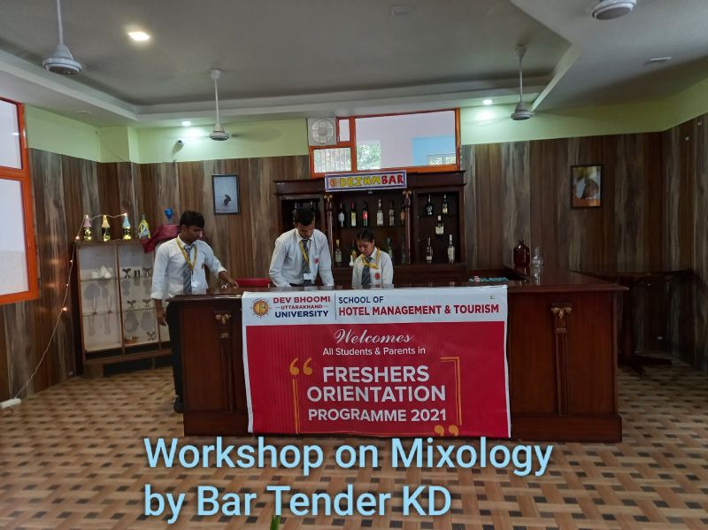 Dr.(Prof.) Alok Prasad on LinkedIn: # Mixology#BarTending# Flairing Dr.(Prof.) Alok Prasad on LinkedIn: # Mixology#BarTending# Flairing