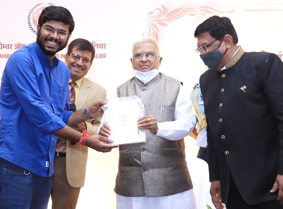 Sambhav Jain on LinkedIn: #governor #proudtobeeducator #educationist ... Sambhav Jain on LinkedIn: #governor #proudtobeeducator #educationist ...