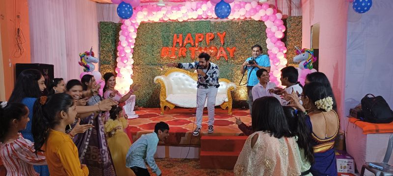 Ninad Ravindra Dixit on LinkedIn: #gamehosting #hosting #anchoring # ... Ninad Ravindra Dixit on LinkedIn: #gamehosting #hosting #anchoring # ...