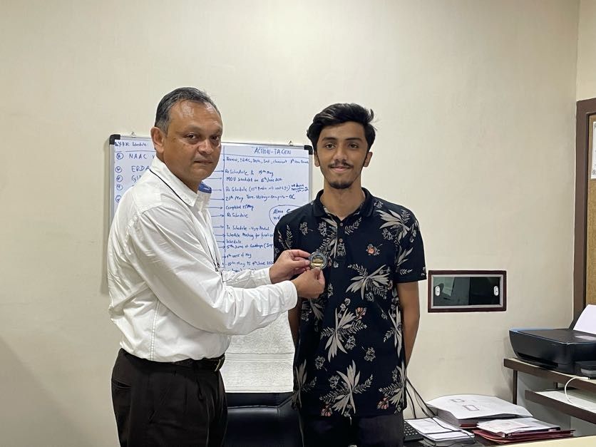 Vatsal Bhatt on LinkedIn: #codechef | 13 comments Vatsal Bhatt on LinkedIn: #codechef | 13 comments