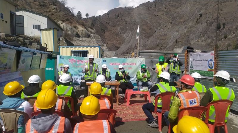 Ashutosh Kumar Kushwaha on LinkedIn: #railway #tunnel #safety # ... Ashutosh Kumar Kushwaha on LinkedIn: #railway #tunnel #safety # ...
