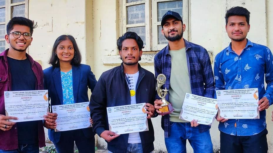 Anu Bagre on LinkedIn: #team #techfest #winner #codingcompetition # ... Anu Bagre on LinkedIn: #team #techfest #winner #codingcompetition # ...