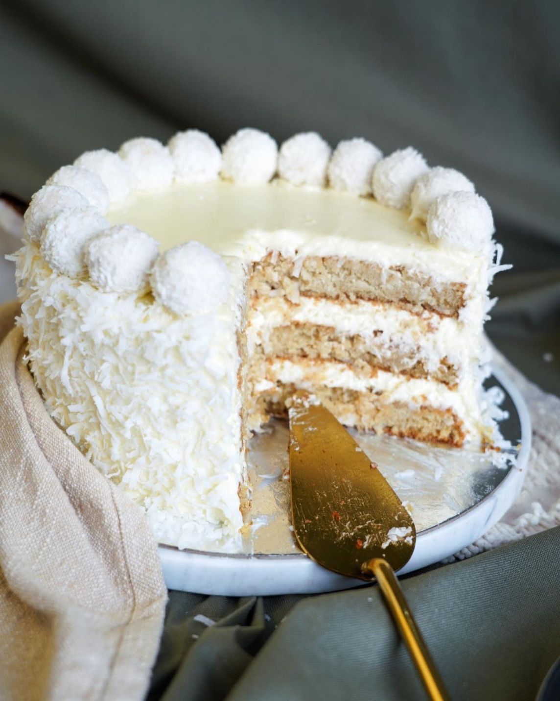 Sagar Chavan on LinkedIn: Coconut cake 🥥🎂 Sagar Chavan on LinkedIn: Coconut cake 🥥🎂