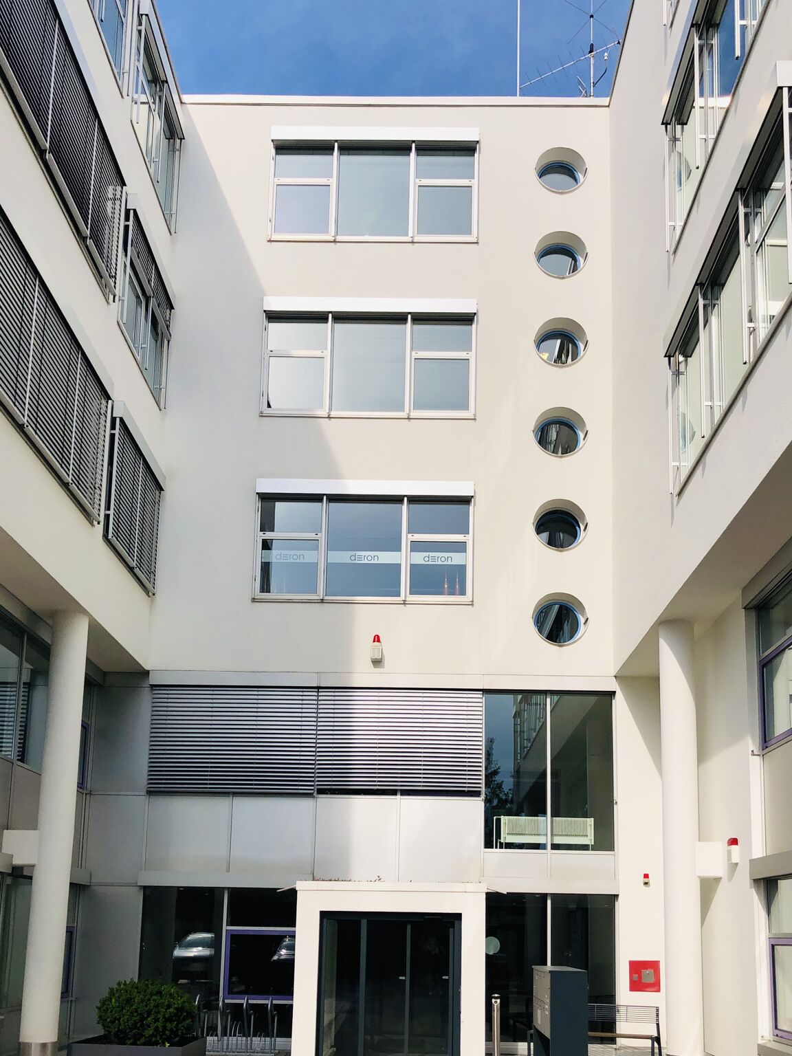 deron services GmbH posted on LinkedIn deron services GmbH posted on LinkedIn