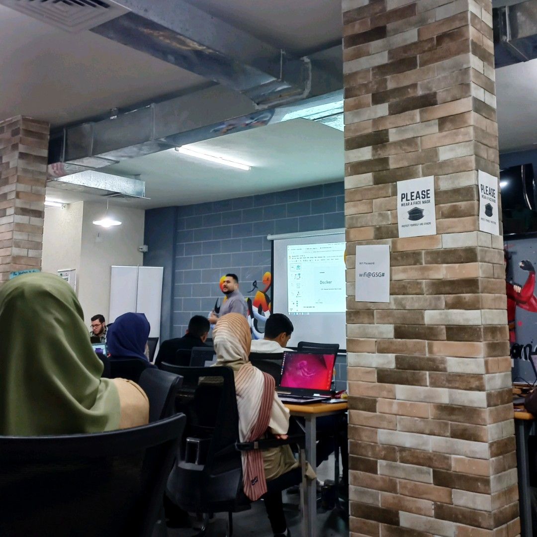 Mahmoud Dahdouh on LinkedIn: #linux #aws #docker #gsg #devops #gazaskygeeks Mahmoud Dahdouh on LinkedIn: #linux #aws #docker #gsg #devops #gazaskygeeks