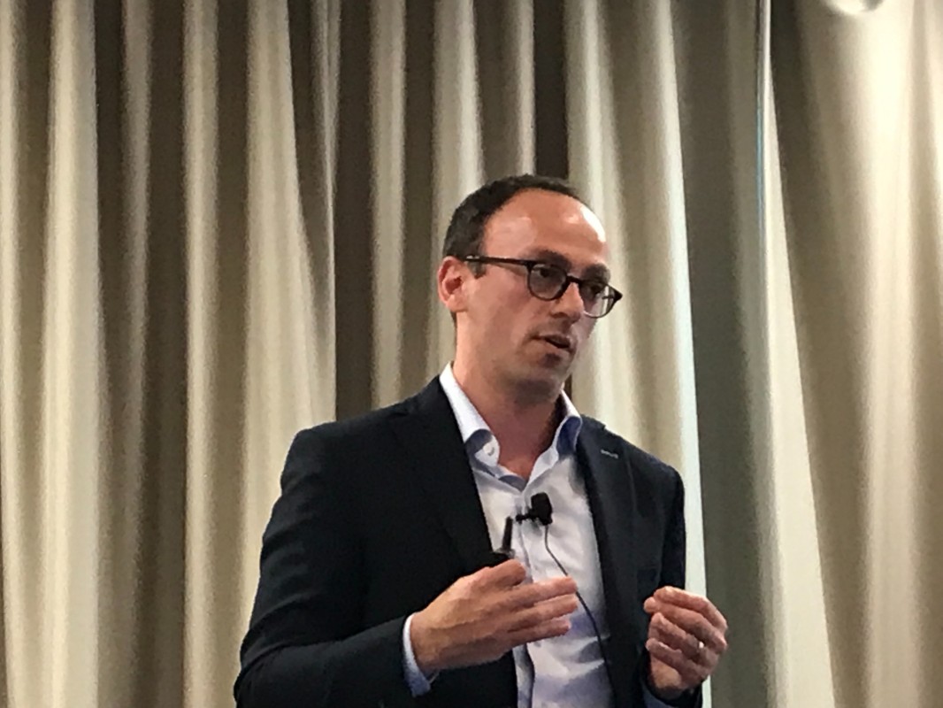 Clerinsom Sant'Ana on LinkedIn: AWS Innovator: Siemens | Case Studies ... Clerinsom Sant'Ana on LinkedIn: AWS Innovator: Siemens | Case Studies ...
