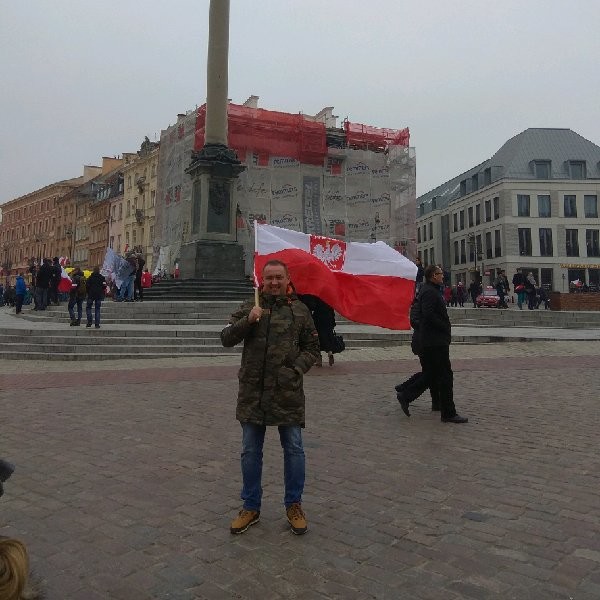 Damian Wojciechowski – Młodszy operator maszyny – Enginova Sp. z o.o ... Damian Wojciechowski – Młodszy operator maszyny – Enginova Sp. z o.o ...