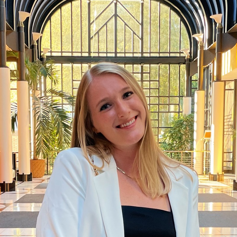 McKenzie Schultz - Senior Account Director - 72Point Inc | LinkedIn McKenzie Schultz - Senior Account Director - 72Point Inc | LinkedIn
