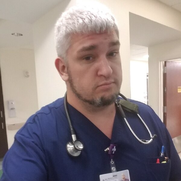 Christopher Batchelor - Critical Care Registered Nurse - Sacred Heart ... Christopher Batchelor - Critical Care Registered Nurse - Sacred Heart ...