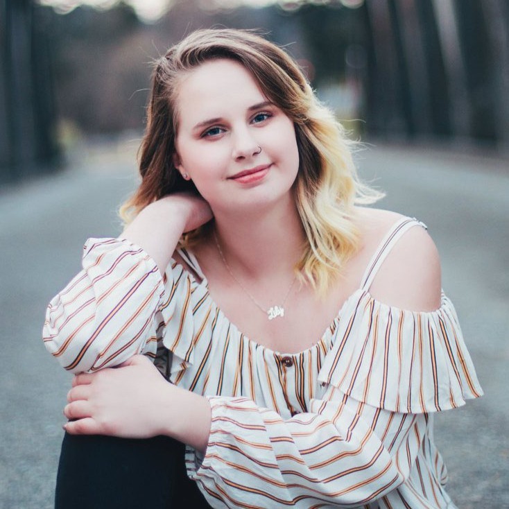 Lily Jezorek - Receptionist - Salon michelle | LinkedIn Lily Jezorek - Receptionist - Salon michelle | LinkedIn