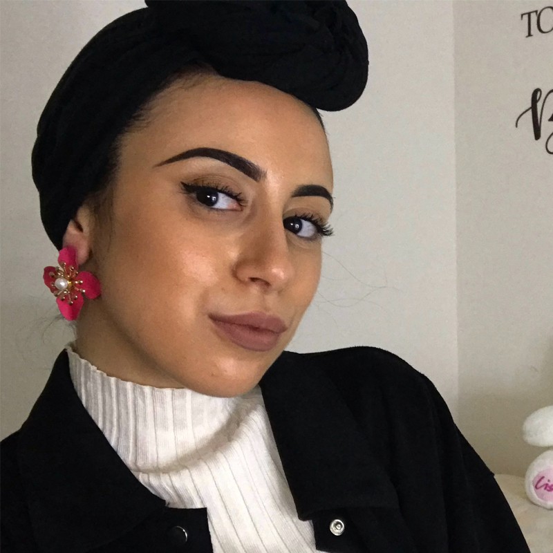Oumaima El Asri Taliouan - Sales Assistant - ZARA SA | LinkedIn Oumaima El Asri Taliouan - Sales Assistant - ZARA SA | LinkedIn