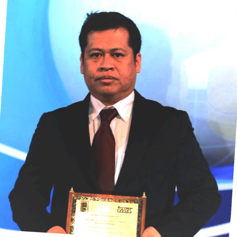 Poom Kumam - Director of the Center of Excellence in Theoretical and ... Poom Kumam - Director of the Center of Excellence in Theoretical and ...