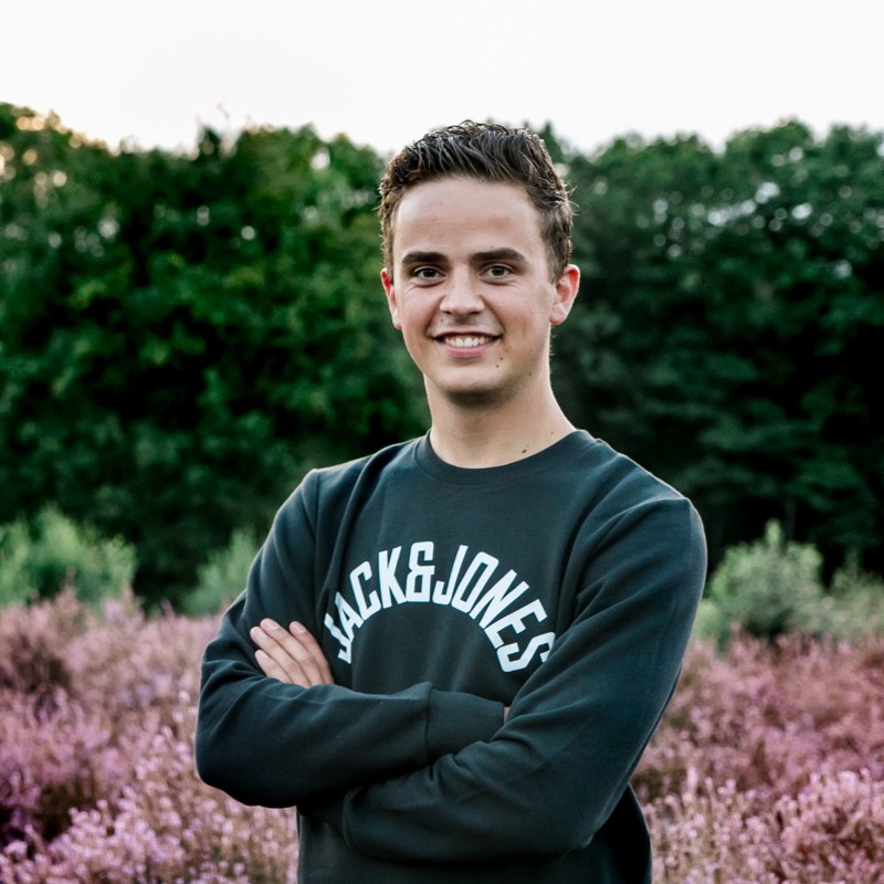 Thom van der Riet - Agrarisch medewerker - Mcbain Farms Ltd. | LinkedIn Thom van der Riet - Agrarisch medewerker - Mcbain Farms Ltd. | LinkedIn