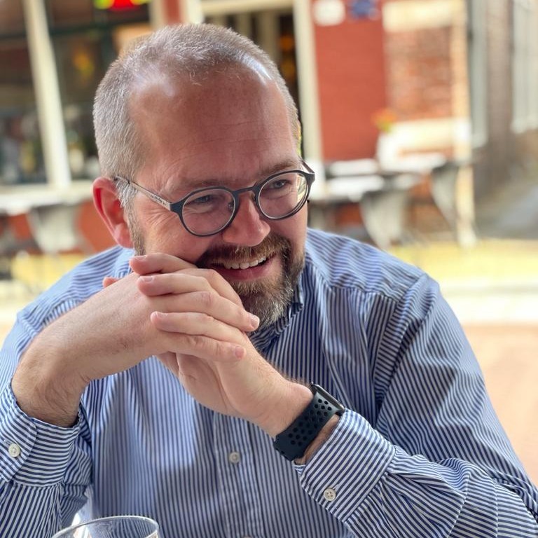 Swen Zuiderwijk - Rector - RML Rotterdams Montessori Lyceum | LinkedIn Swen Zuiderwijk - Rector - RML Rotterdams Montessori Lyceum | LinkedIn