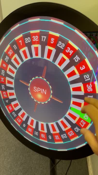 Wells-Gardner Technologies, Inc. on LinkedIn: Round Touch Display Wells-Gardner Technologies, Inc. on LinkedIn: Round Touch Display