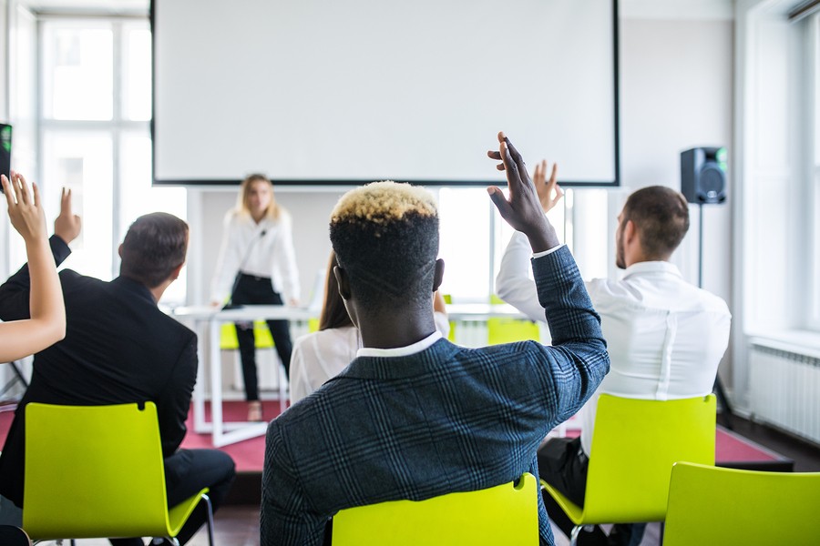 How to Create Polling Questions for Webinars How to Create Polling Questions for Webinars