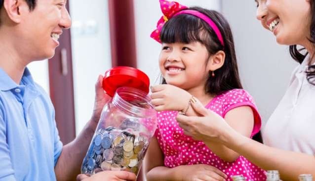 3 Cara Mudah Ajarkan Anak Tentang Arti Uang 3 Cara Mudah Ajarkan Anak Tentang Arti Uang