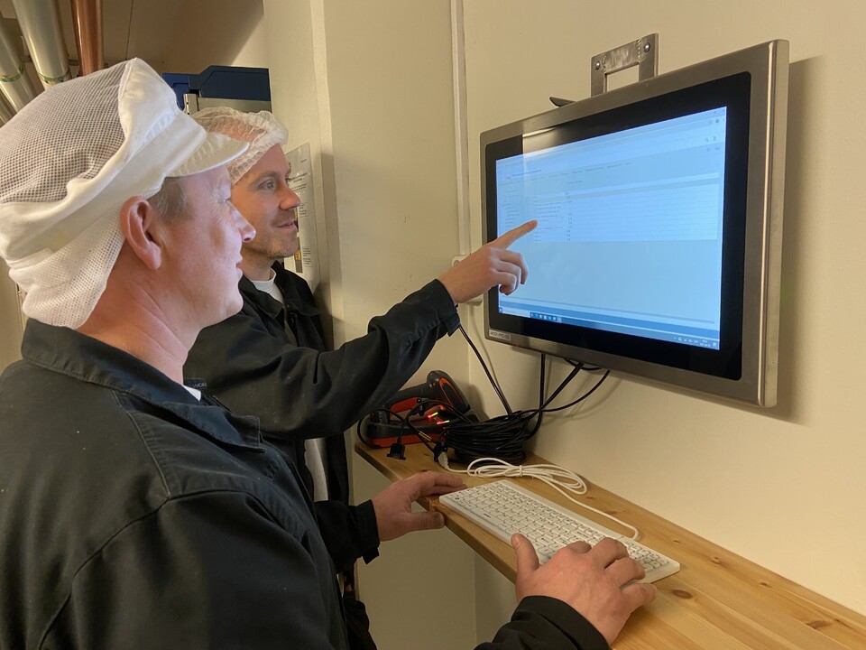 Implementering av nytt underhållsystem och en effektiv underhållsprocess Implementering av nytt underhållsystem och en effektiv underhållsprocess