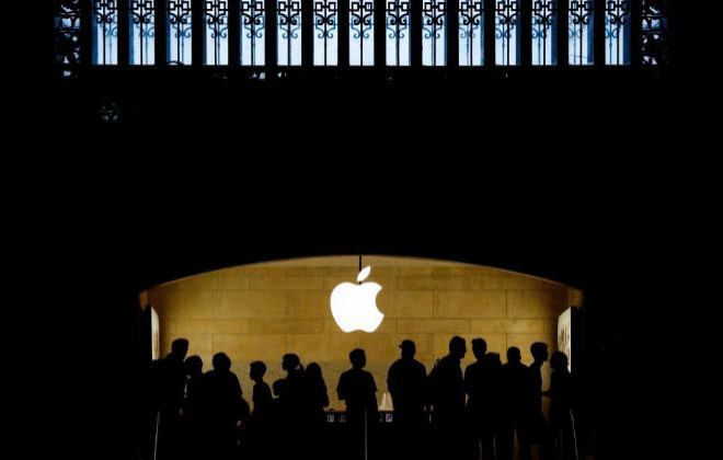 Apple se convierte en la primera empresa privada en superar un billón ... Apple se convierte en la primera empresa privada en superar un billón ...