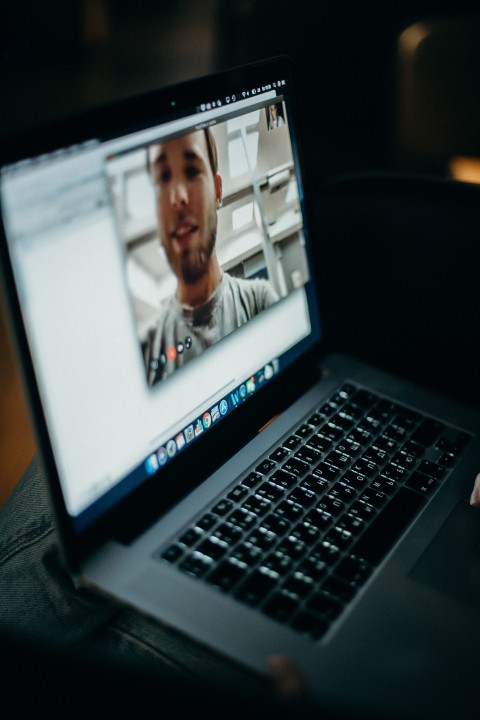 3 Ways to Make Virtual Meetings More Bearable 3 Ways to Make Virtual Meetings More Bearable