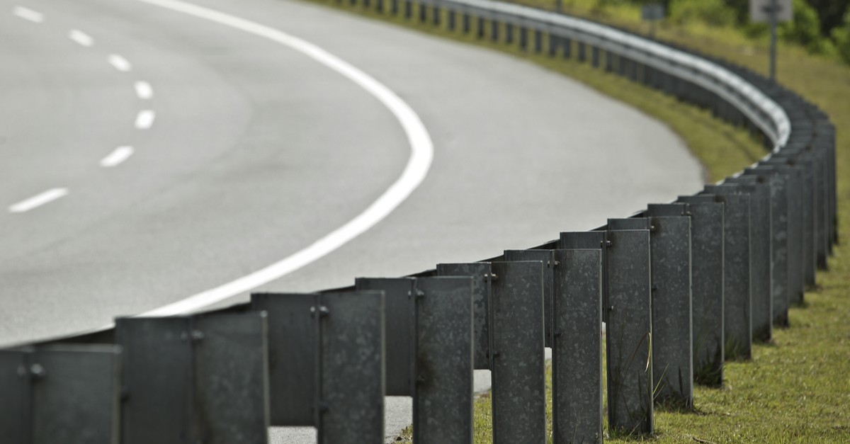 Beyond 4-Day Workweeks and 5-Hour Workdays: Flexible, Responsive Guardrails Beyond 4-Day Workweeks and 5-Hour Workdays: Flexible, Responsive Guardrails