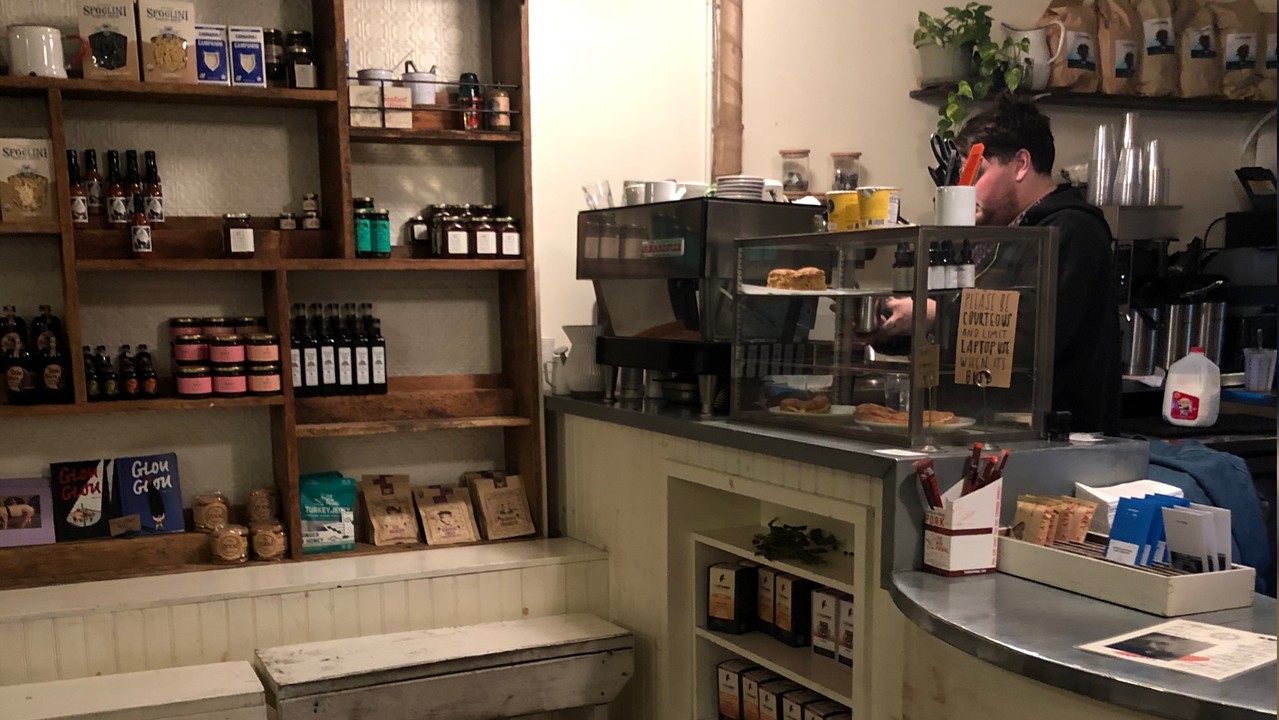 4 reasons why coffee shops aren’t going anywhere anytime soon 4 reasons why coffee shops aren’t going anywhere anytime soon