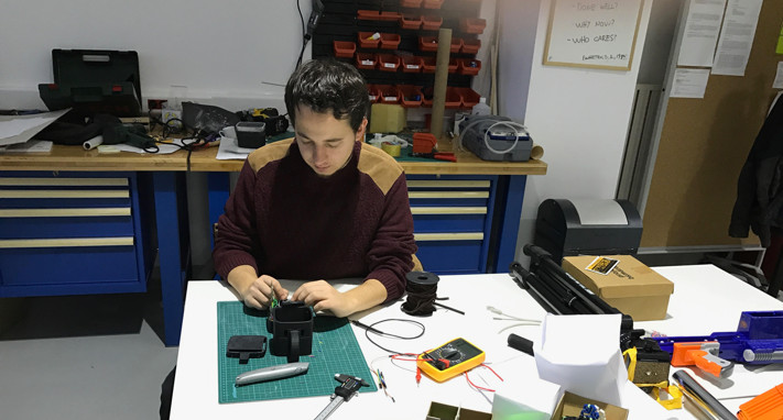 KUAR Design Lab Genc Arastirmacilar Ariyor KUAR Design Lab Genc Arastirmacilar Ariyor