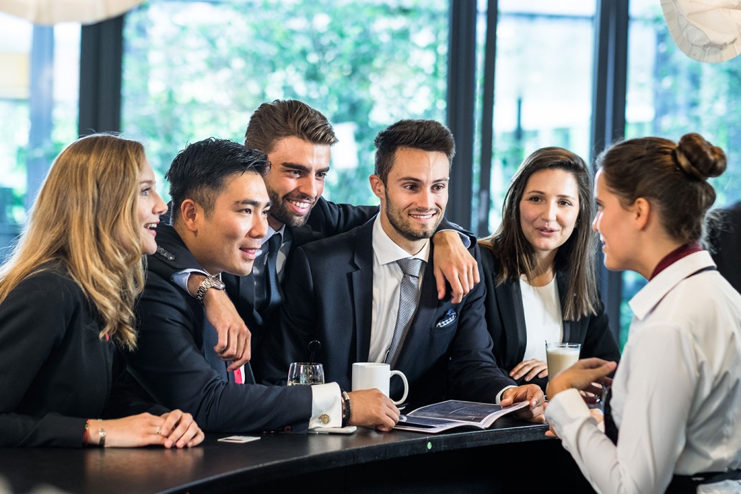 Bridging the Generational Gap in the Hospitality Industry: Reverse ... Bridging the Generational Gap in the Hospitality Industry: Reverse ...