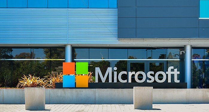 Microsoft Acquires LinkedIn Microsoft Acquires LinkedIn