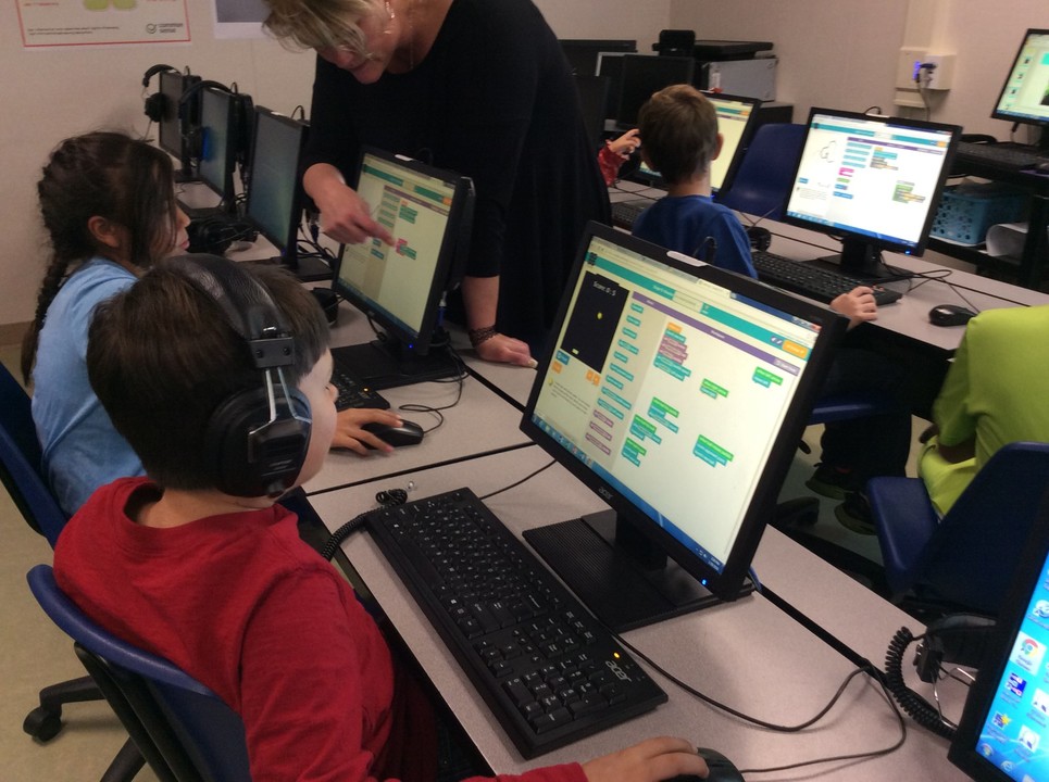 Teach Computer Science in Our Schools Teach Computer Science in Our Schools
