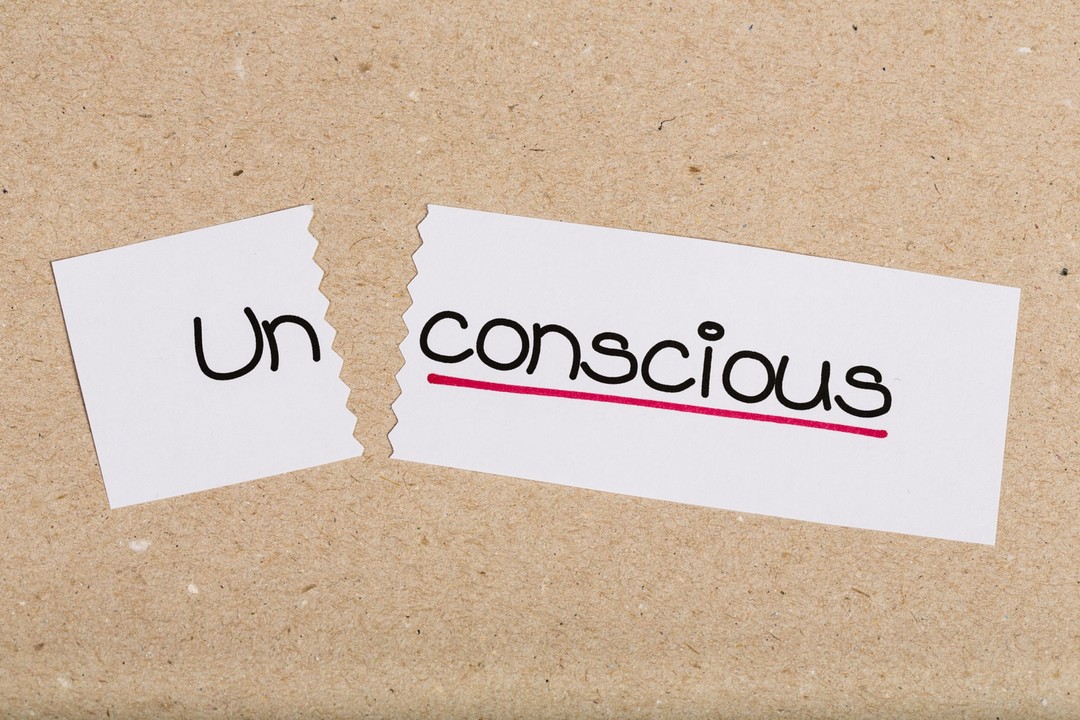 Recognizing and Overcoming Unconscious (Implicit) Bias in the Workplace Recognizing and Overcoming Unconscious (Implicit) Bias in the Workplace