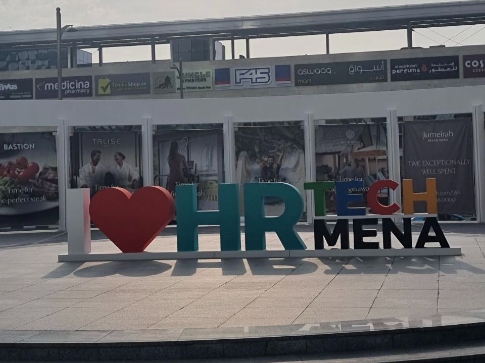 Claire Foreman, CHRBP on LinkedIn: #weareawr #hrtechmena #uae #dubai # ... Claire Foreman, CHRBP on LinkedIn: #weareawr #hrtechmena #uae #dubai # ...