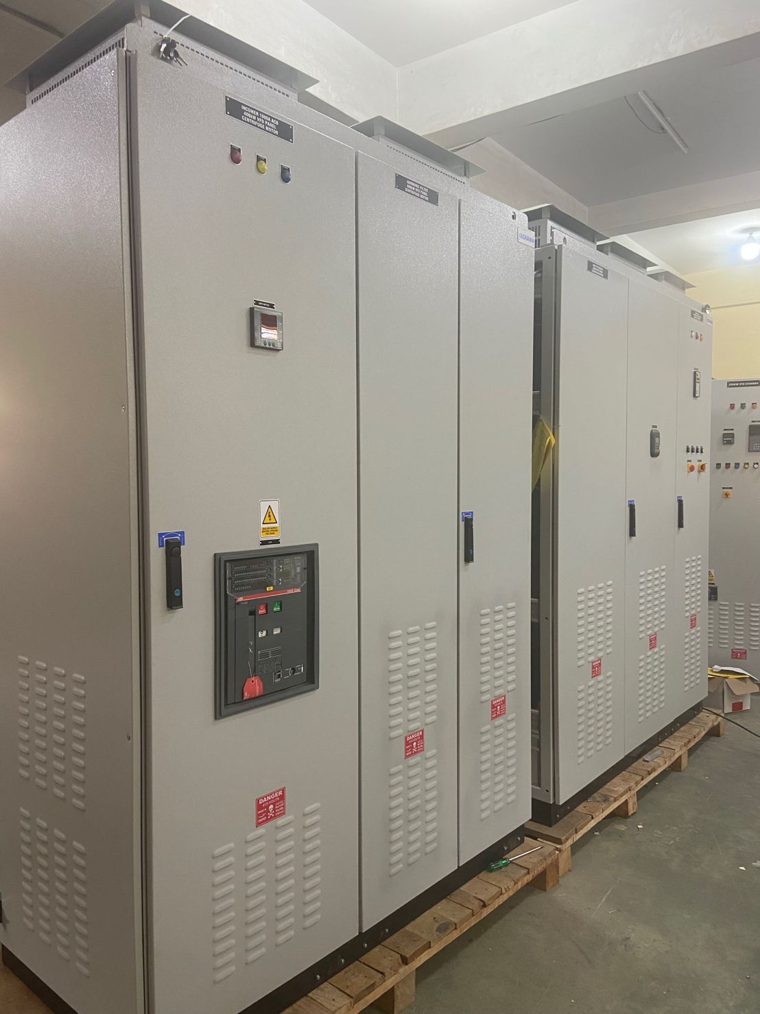 ELEKTROMAC POWER AND AUTOMATION SOLUTIONS. Authorised Mitshubhishi ... ELEKTROMAC POWER AND AUTOMATION SOLUTIONS. Authorised Mitshubhishi ...
